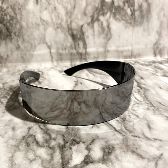 Accessories | New Unique And Futuristic Wrap Around Mirror Sunglasses ...